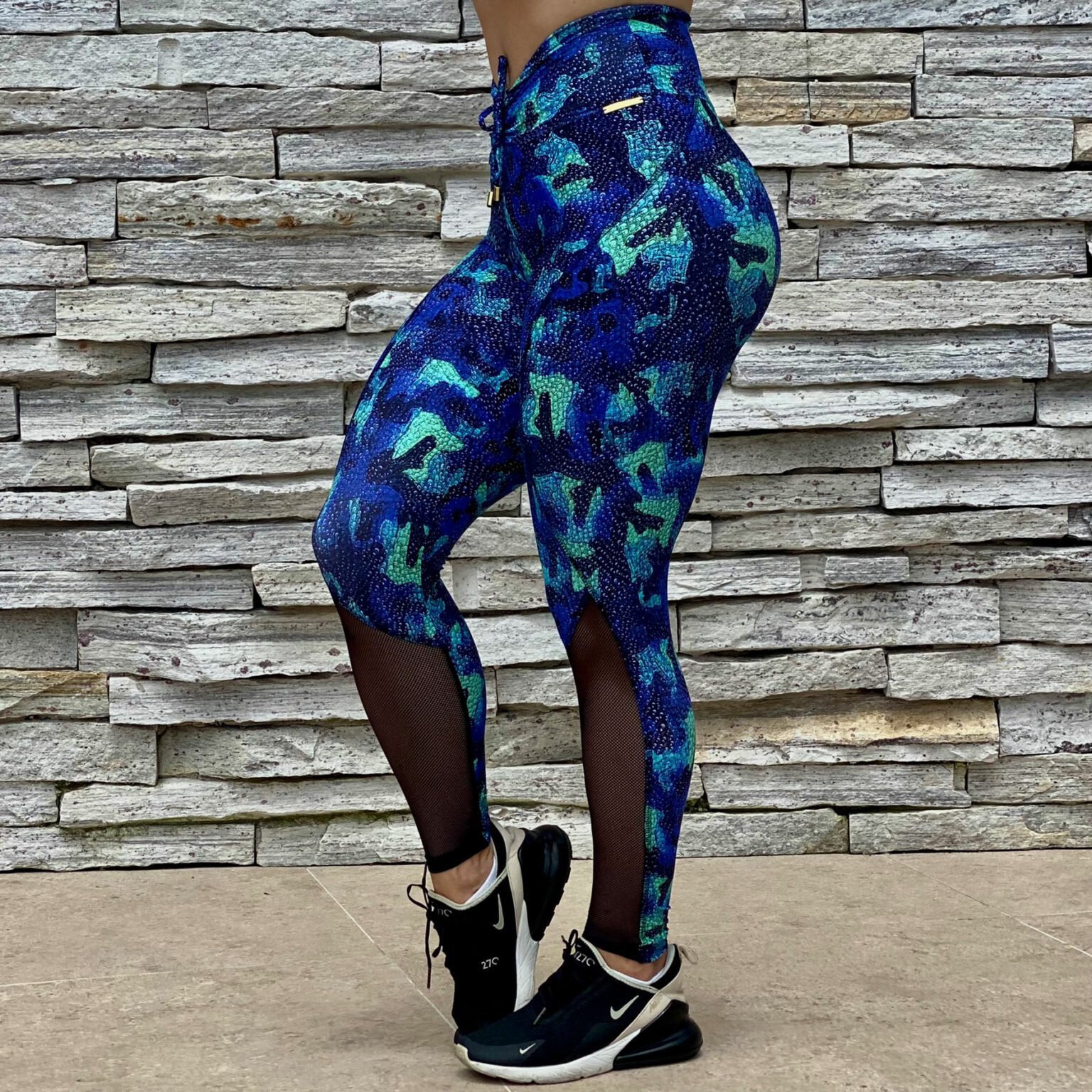 Eco Front Mesh Scrunch Butt Legging – I Live For Leggings